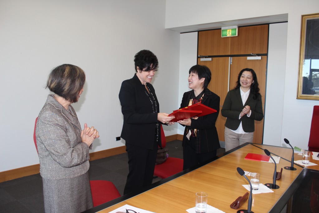 Griffith and the Zhejiang Provincial Centre for Prevention and Disease ...