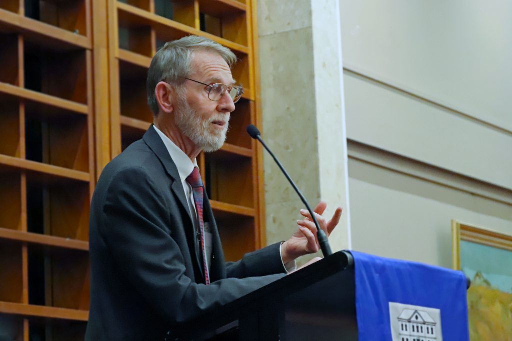 Keeping the past alive earns Griffith historian high honour - Griffith News