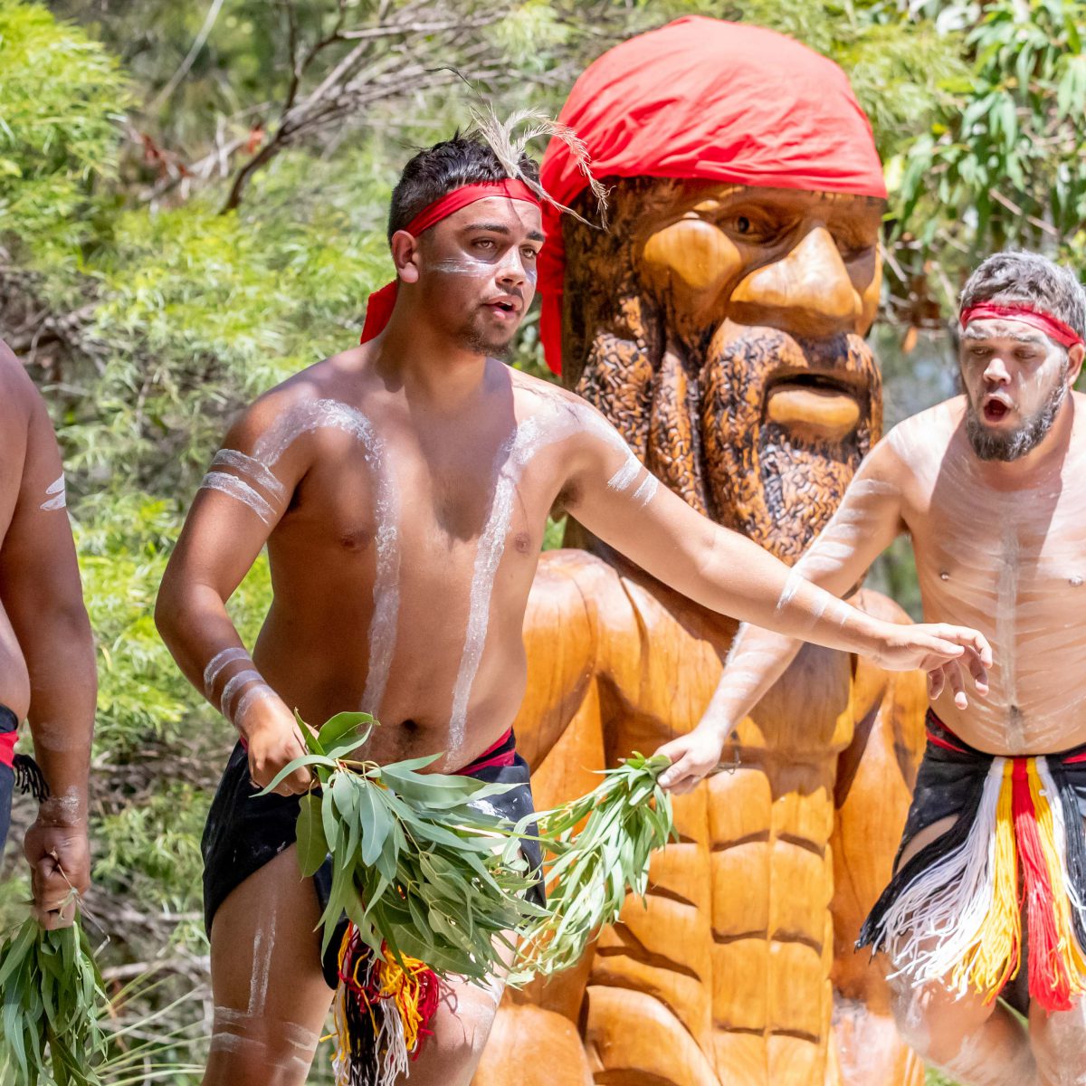 New VC receives stirring welcome by Elders and Kombumerri – Griffith News