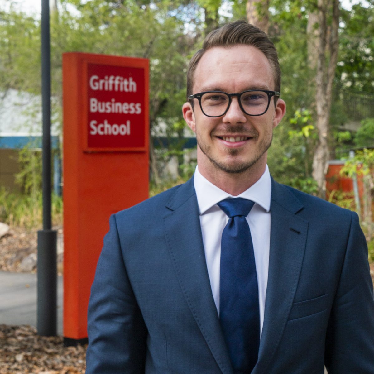 Griffith economics grad banks a role at RBA – Griffith News