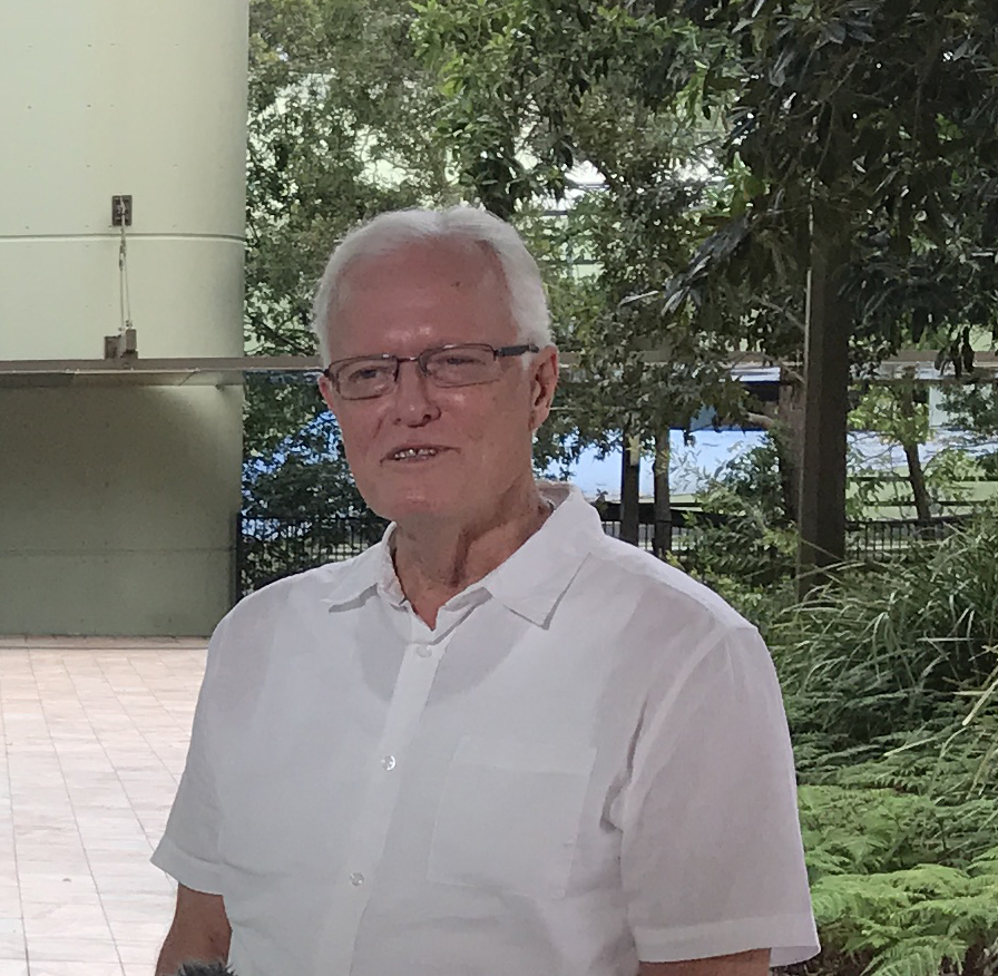 Should you detox from digital accounts this Christmas? - Griffith News