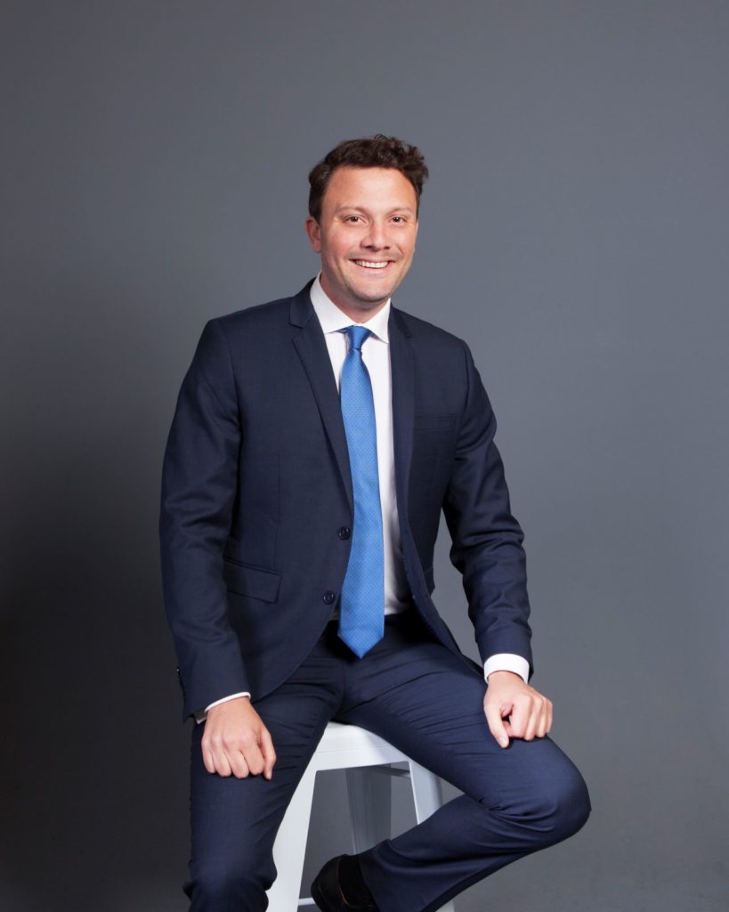 Musical pair hit a high note with international scholarships - Griffith ...