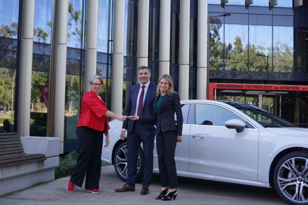 Audi Foundation boost opportunity for Griffith University students by ... Audi Foundation boost opportunity for Griffith University students by ...