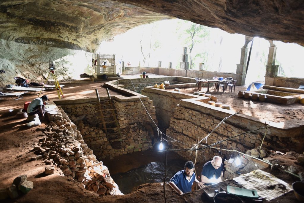Stone projectile skills help foragers occupy rainforests during ...