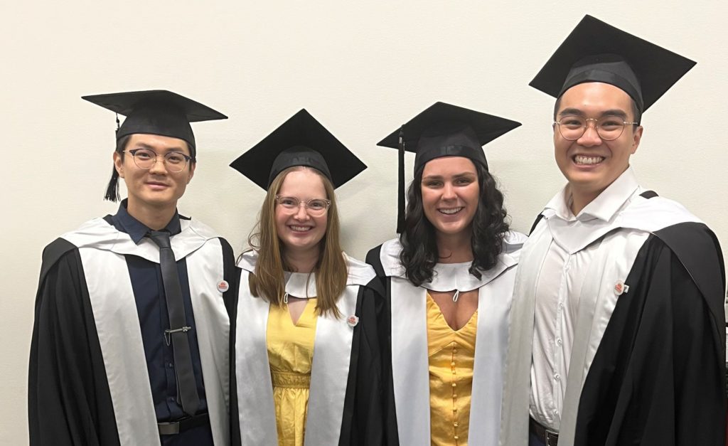 Team takes out medical prize for IUD research – Griffith News