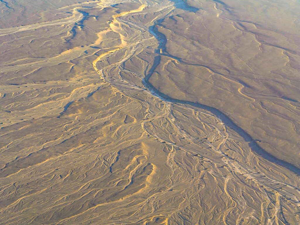 Assessing impacts of drought, water extraction on groundwater from ...